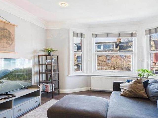 Room in London