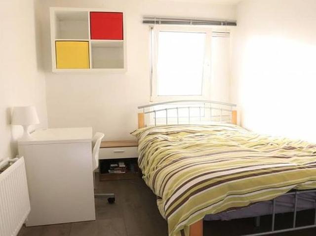 Room in London