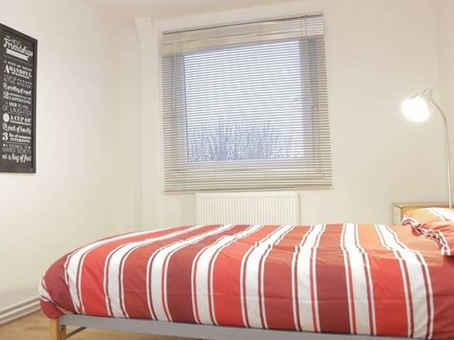 Room in London