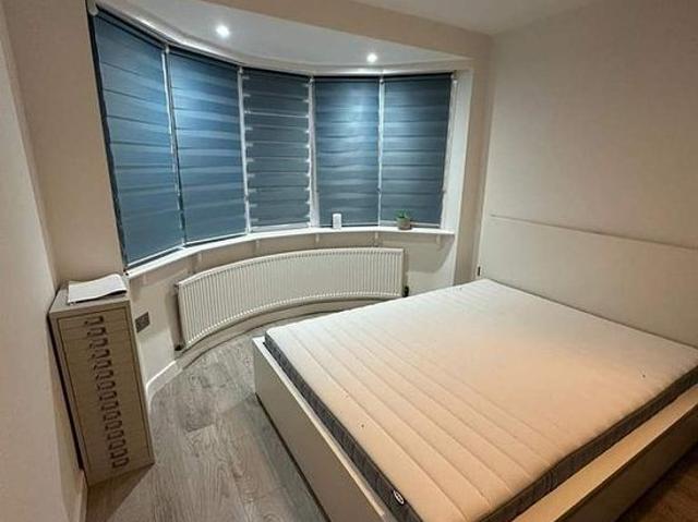 Room in London