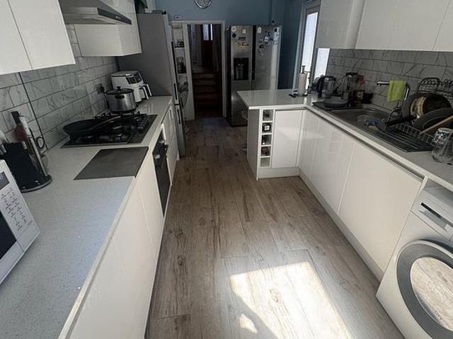 Room in London