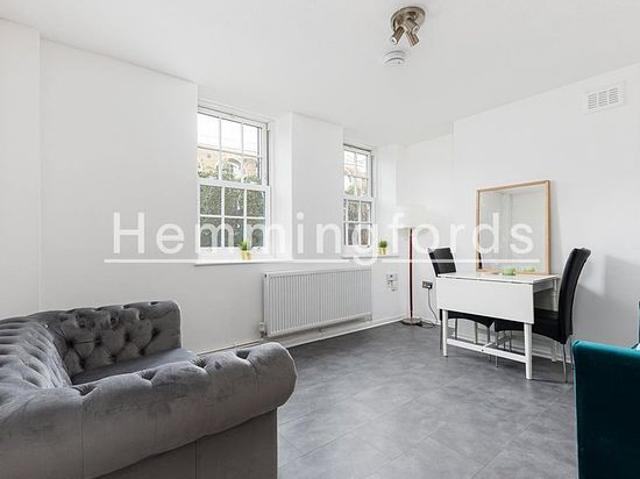 Room in London