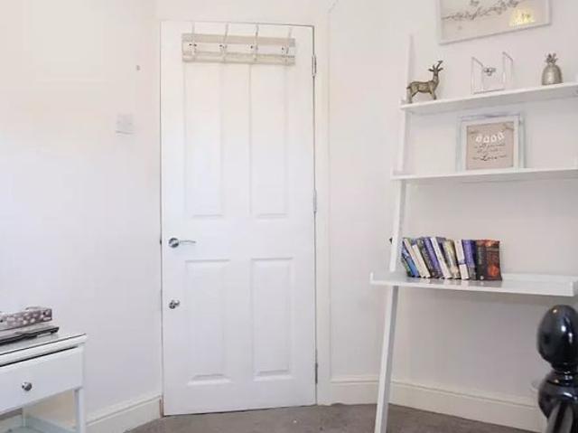 Room in London