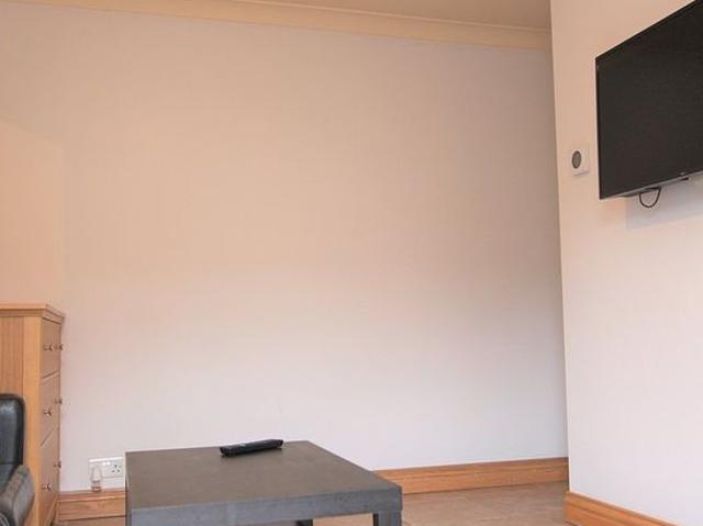 Room in London