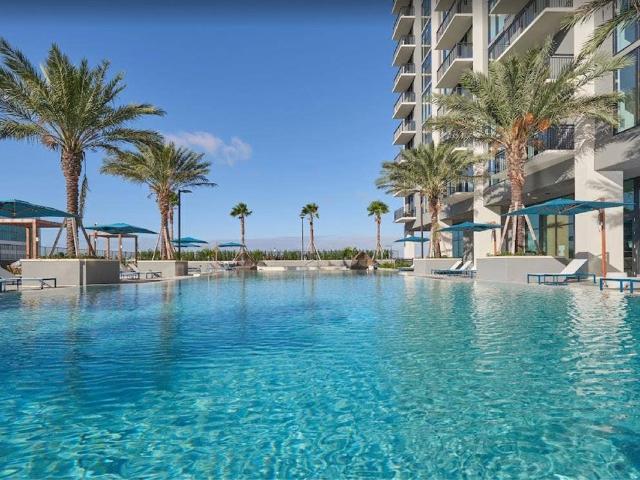 Room in Parkline Downton Miami