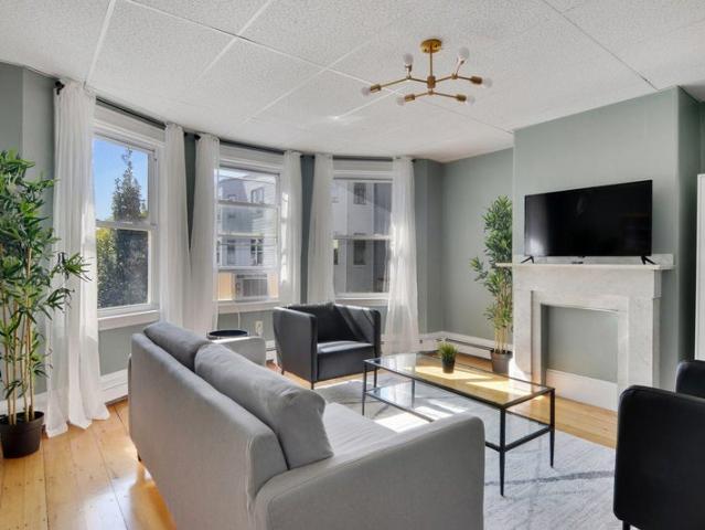 Room in Polish Triangle on a flexible lease