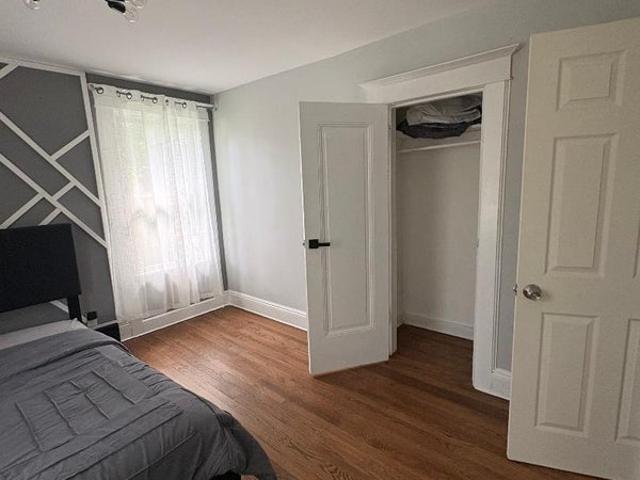 Room in Prestigious Harrington Park
