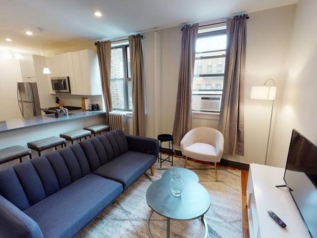 Room in Prospect Lefferts Gardens on a flexible le