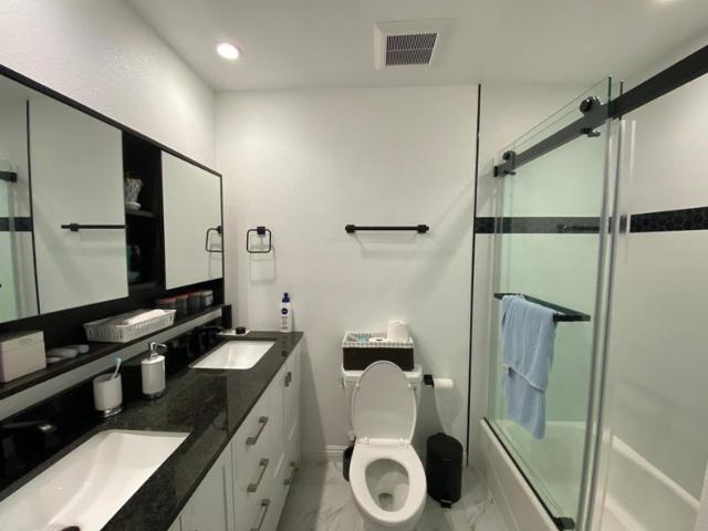Room in quiet neighborhood
