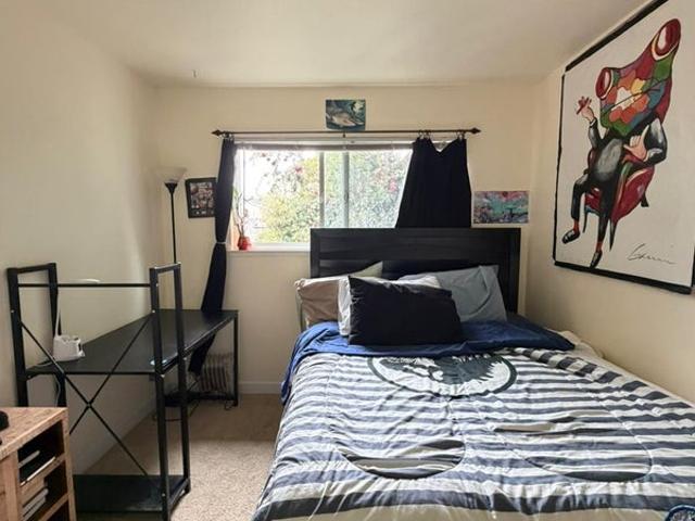 Room in Seabright