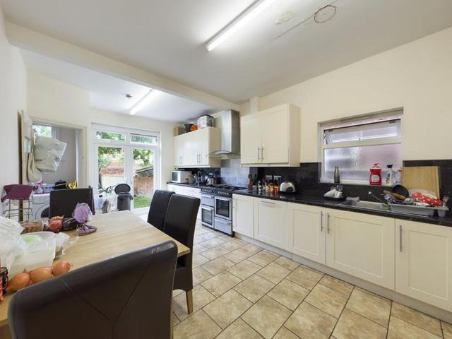 Room in share house Arthur Road, Southampton