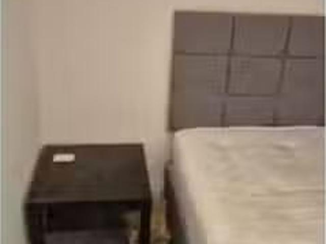 Room in shared apartment for rent in Walpole, London