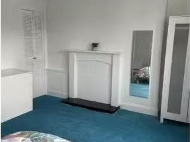 Room in shared apartment in Edinburgh