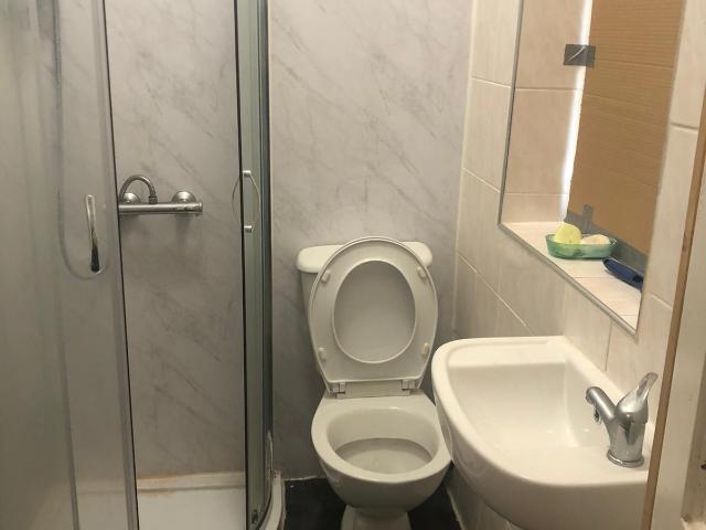 Room in shared house