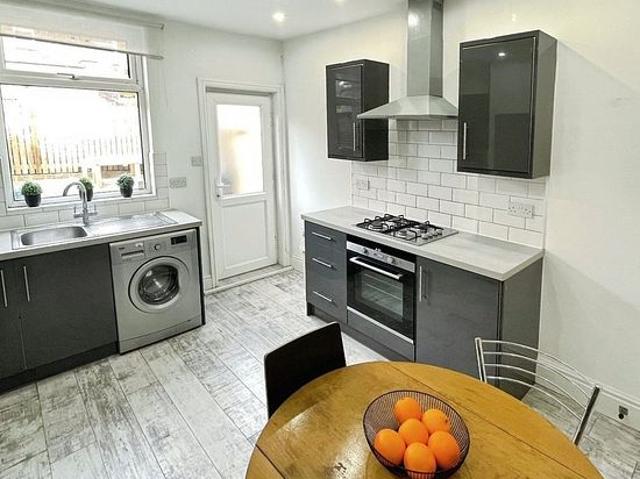 Room in Sheffield