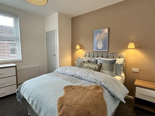 Room in Sheffield