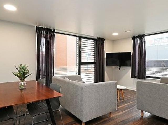 Room in Sheffield