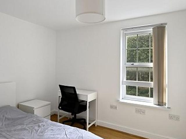 Room in Sheffield