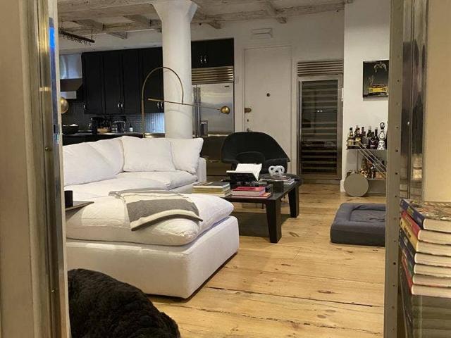 Room in soho loft