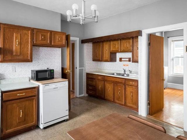 Room in Somerville on a flexible lease