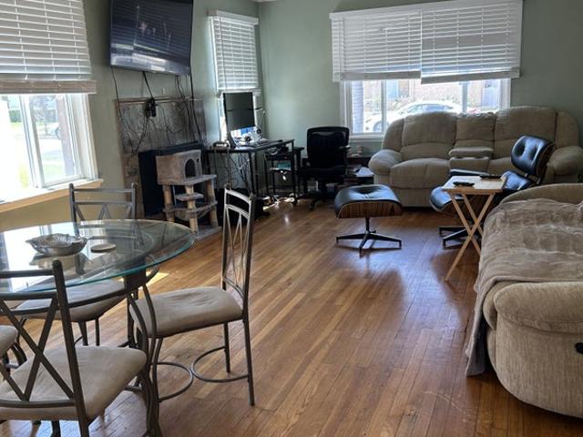 Room in the house in Bixby Knolls