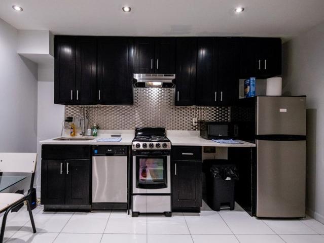 Room in Upper West Side on a flexible lease