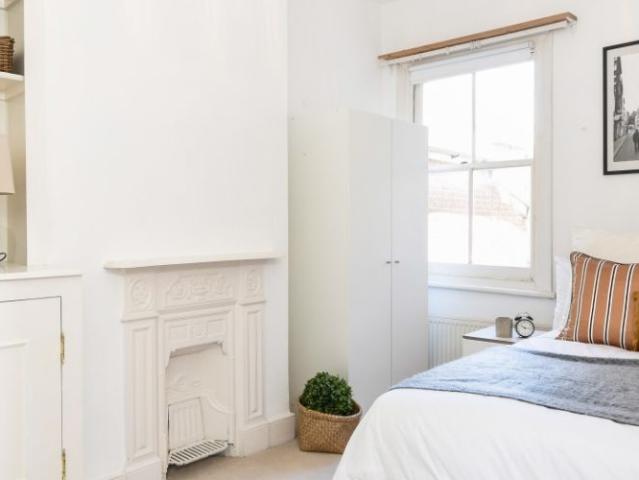 room in Wandsworth