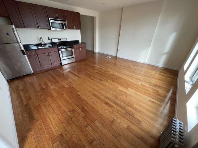 Room in Washington Heights
