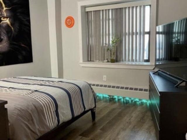 Room in Washington Heights