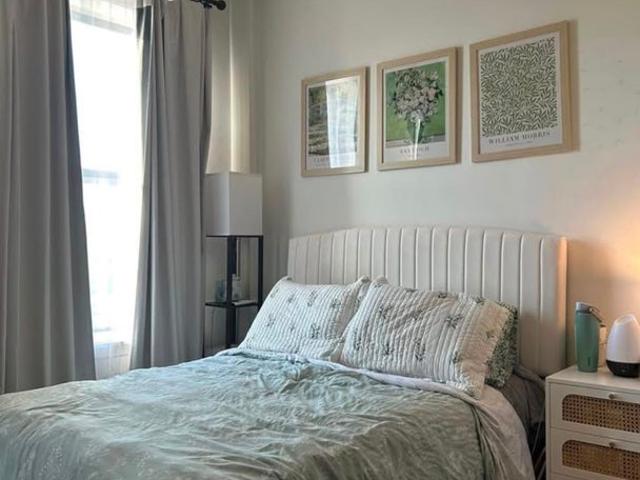 Room in Washington Heights in sunny apartment!