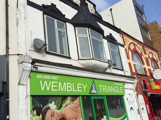 Room in Wembley