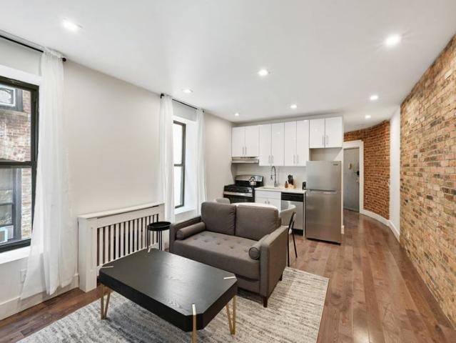 Room in West Harlem on a flexible lease