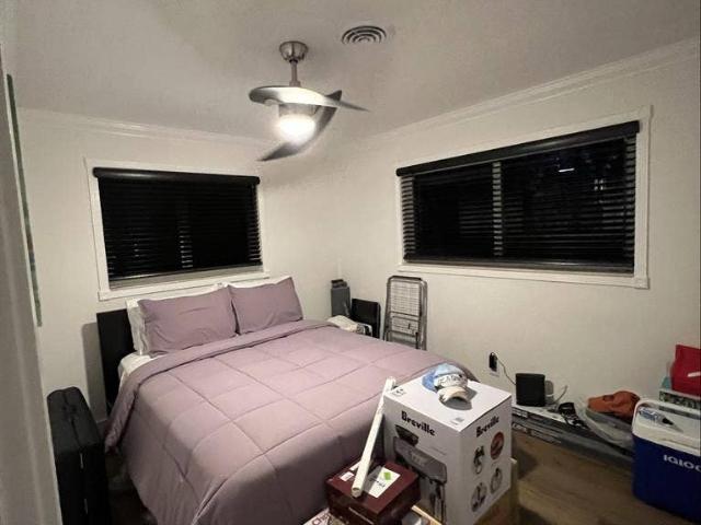 Room in Wilton Manors