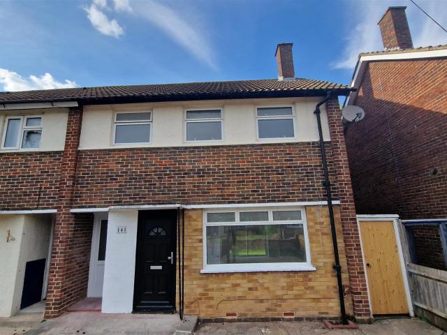 room in Wingate Crescent, Croydon