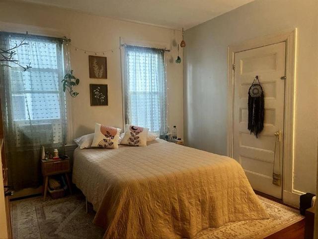 Room in 2br cozy apt in JP, Sept 1