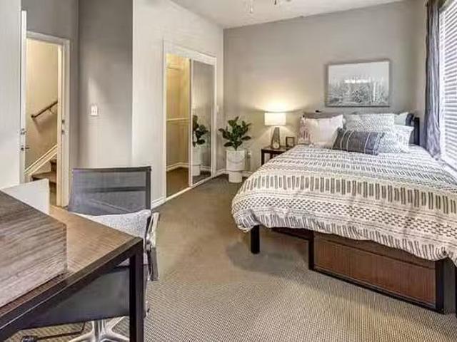 Room in 4 Bed 4.5 Bath Townhome
