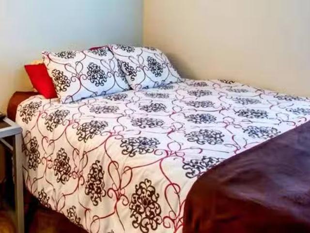 Room in 4 Bedroom 4 Bathroom D1