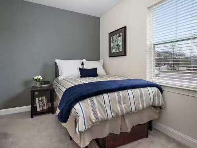 Room in 4 Bedroom 4 Bathroom Deluxe
