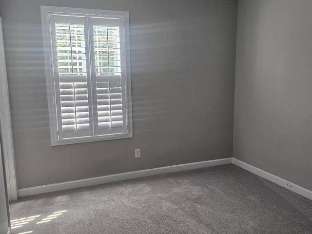 Room in 4Bed/2.5 Lots of space!