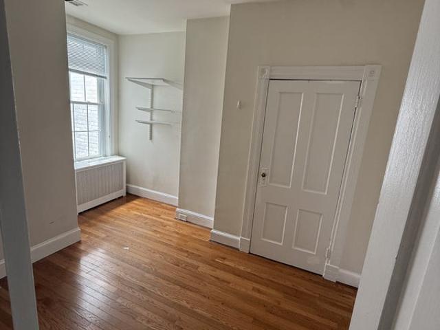 Room in 5 BR Georgetown House