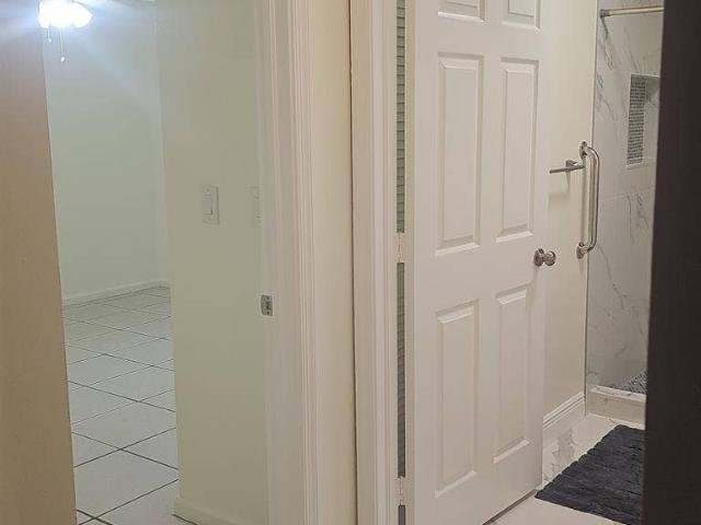 Room Lake Worth