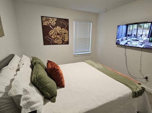 Room located near 288 and E. Orem