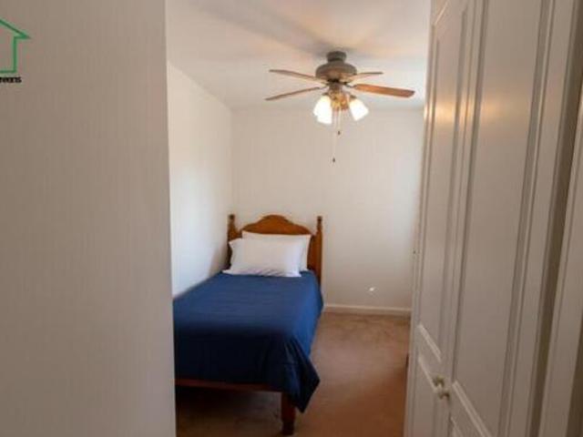 Room,playcross Close, 1 Bedroom House