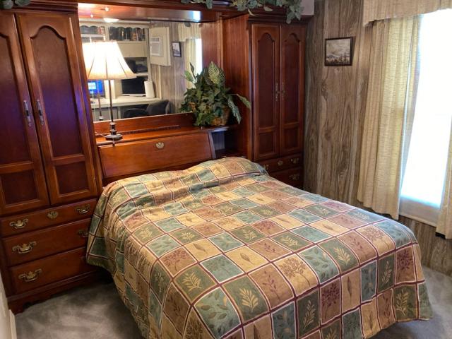 Room,Private Bath & Entrance,Furnished,Util Inc