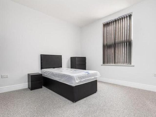 Room,radford Road, 1 Bedroom House