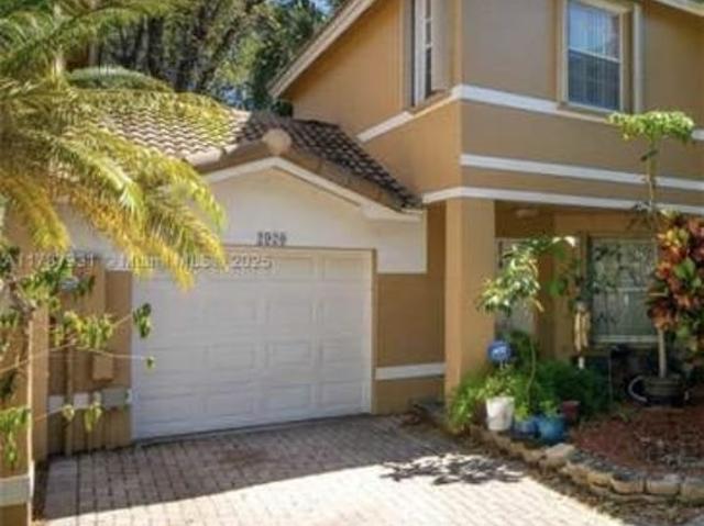 !Room Rental available! CleansafeQuiet home with