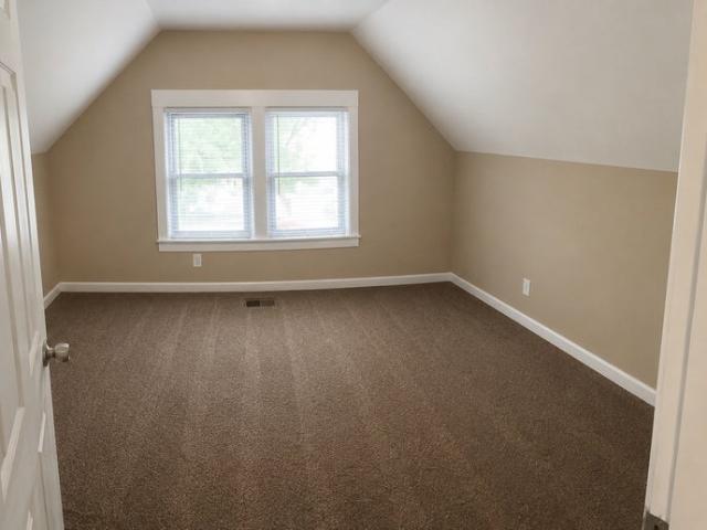 Room Rental for Students inside 3BD Apt. in Clift