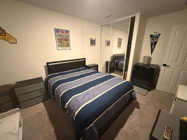 Room Rental_ Nuevo Meadows House