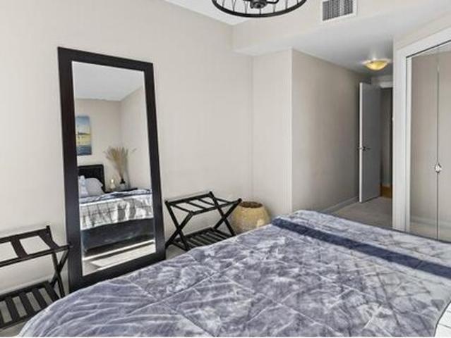 Updated Room with Private Bathroom for Students/Professional
