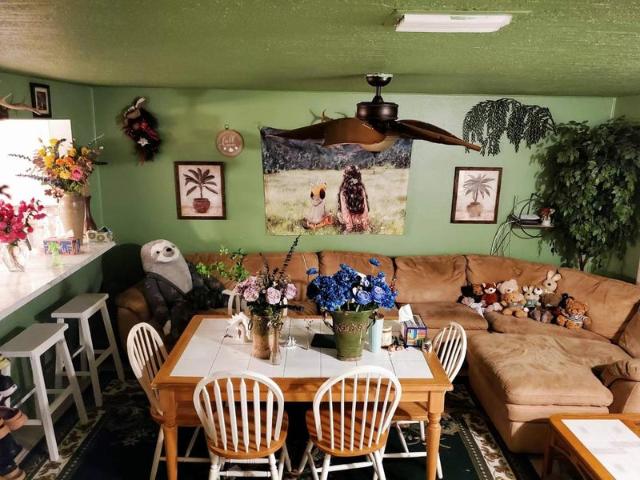 Room share with female in Rockledge